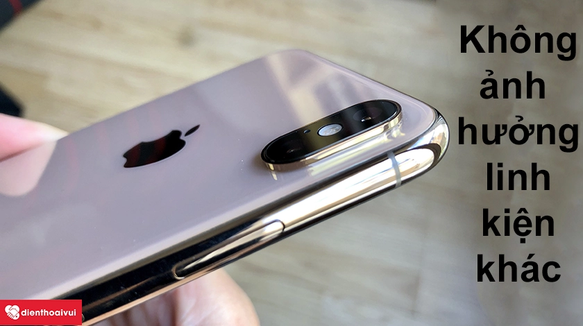 Thay đèn flash iPhone Xs Max - Bảng giá mới 2026